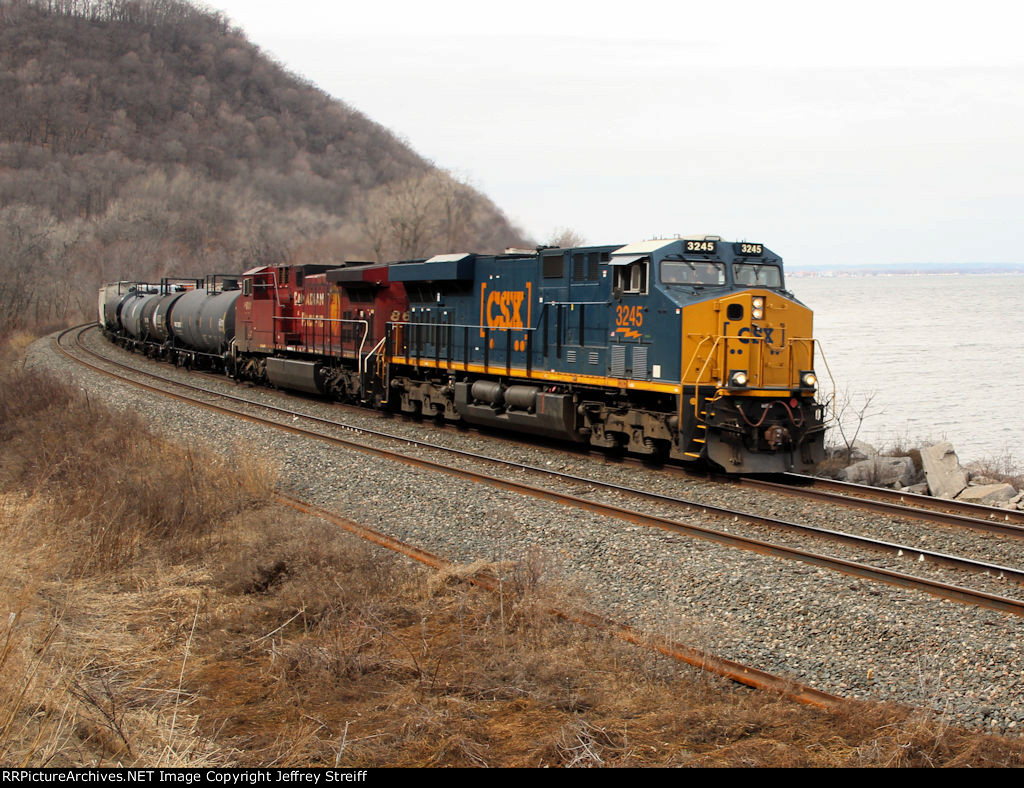 CSXT 3245